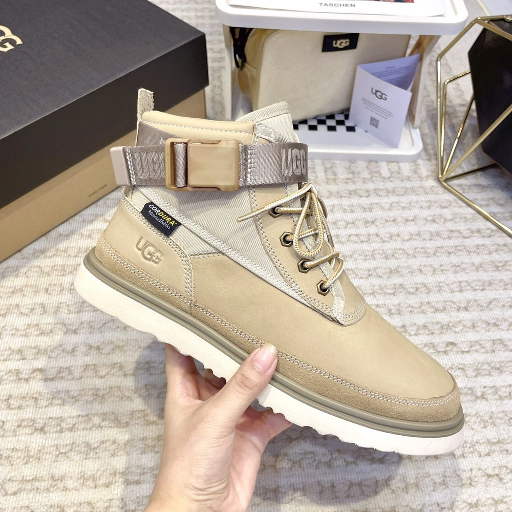 Ботинки UGG - купить с доставкой по выгодным ценам в интернет-магазине ...