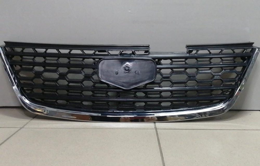 Решетка радиатора Geely Emgrand EC7 1.5 16V 5MT хетчбэк 1068003026 ...
