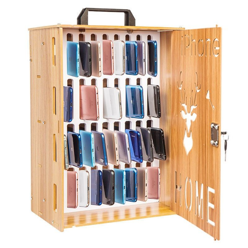 Деревянный шкаф с держателем для сотового телефона в классе, офисе ...