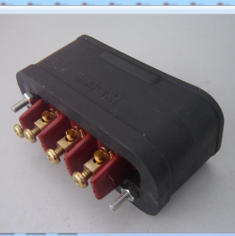 Детали вилочного погрузчика 37010-10890 Разъем 30A 250V Штекер ...