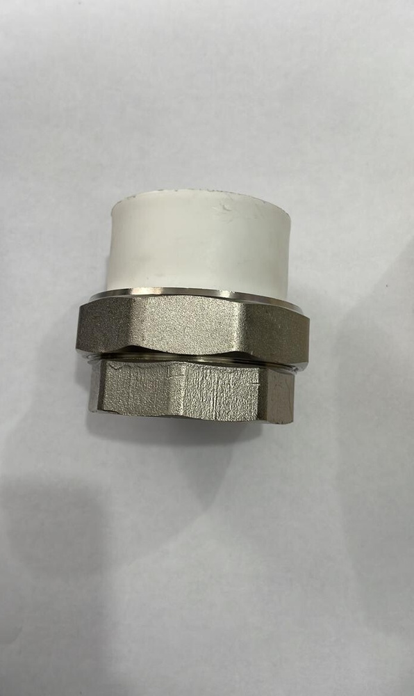 Полипропиленовая разъёмная муфта Американка 50 мм 2 дюйма с внутренней ...