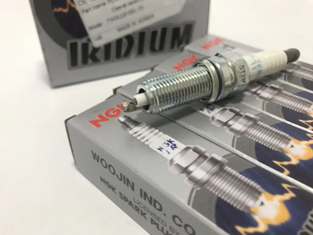 Комплект свечей зажигания NGK NGK-SILZKR7B11-4 - купить по выгодным ...