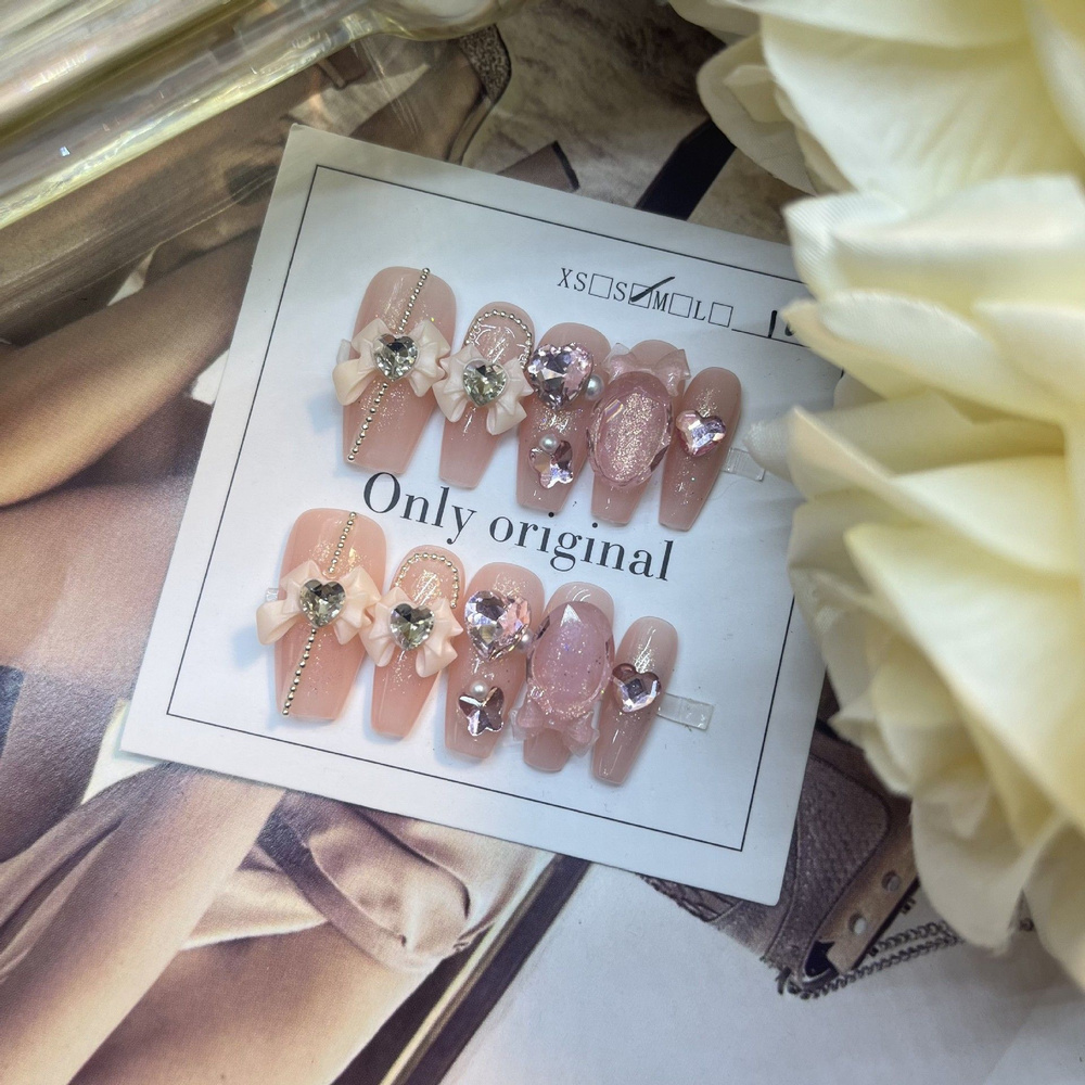 Маникюр ручной работы "Богиня света" - купить с доставкой по выгодным ...