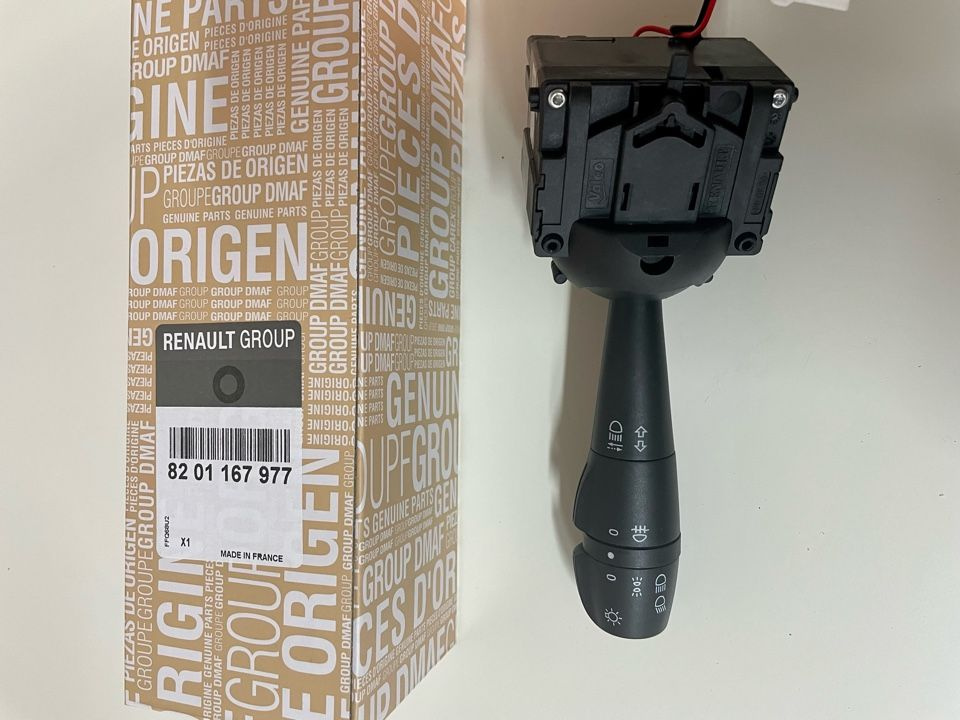 Переключатель подрулевой поворотов и света без птф логан ларгус веста 2 ...