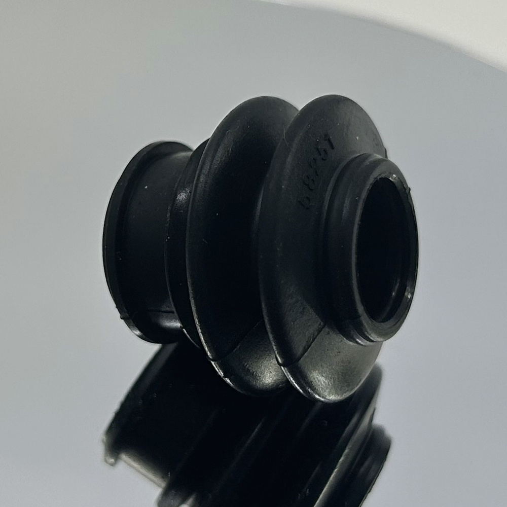 Пыльник втулки направляющей заднего тормозного суппорта Hyundai, Kia ...