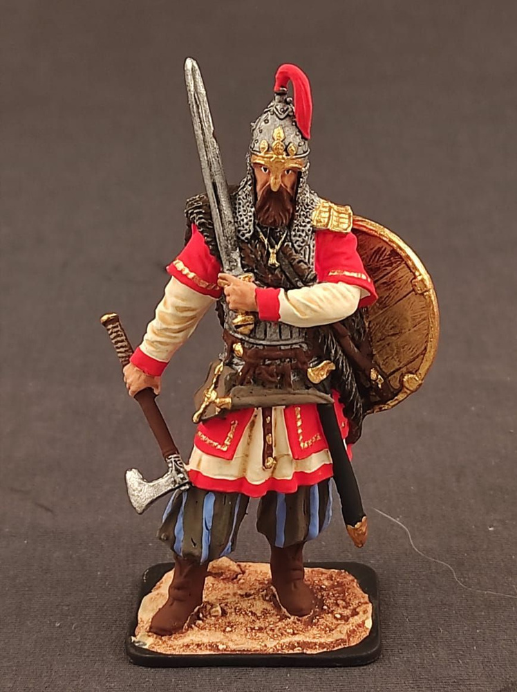 Солдатик оловянный окрашенный Свенельд- древнерусский княжеский воевода (920-977 гг.). Масштаб 1 ...