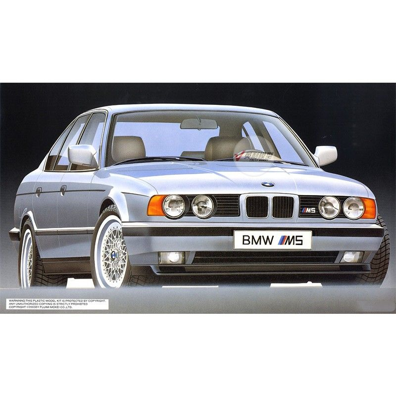 Сборная модель Машинка fujimi 126730 1/24 scale Old BMW M5 sedan car ...