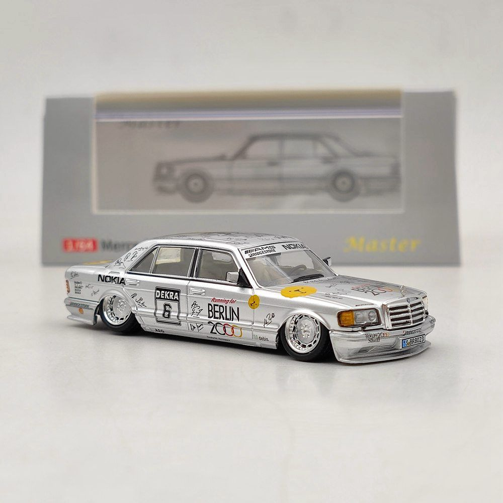 Машинка модель Master 1:64 Mercedes-Benz W126/W222 Maybach S680 Low ...