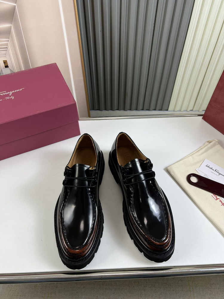 Туфли Salvatore Ferragamo - купить с доставкой по выгодным ценам в ...