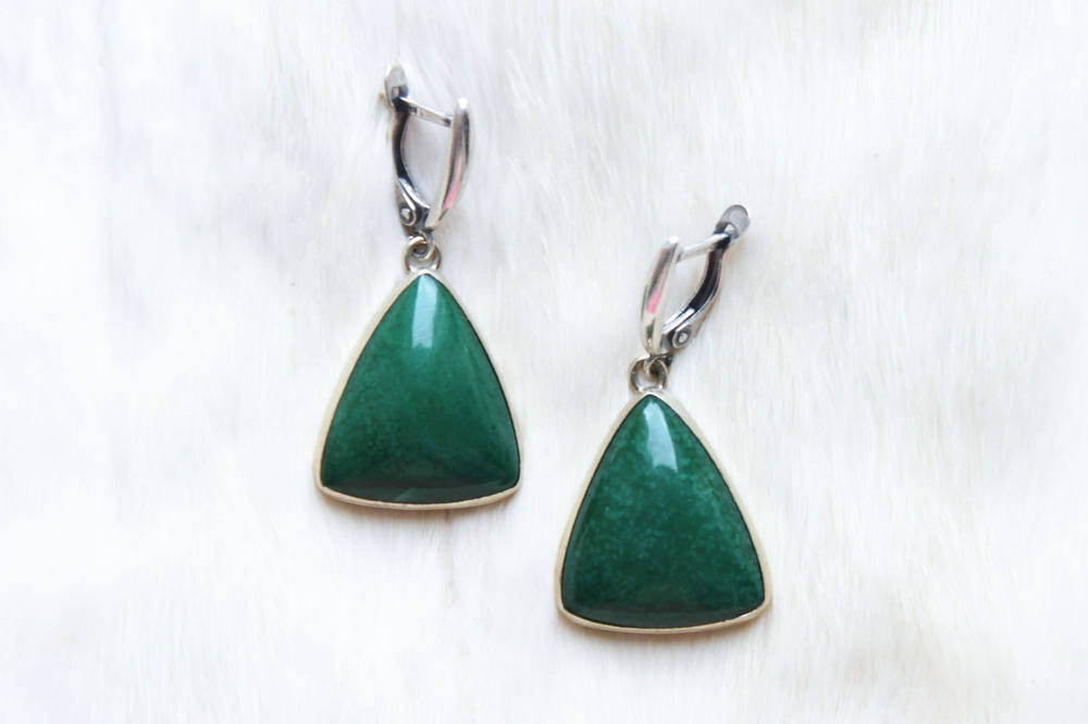 Серьги с жадеитом треугольные - купить с доставкой по выгодным ценам в ...