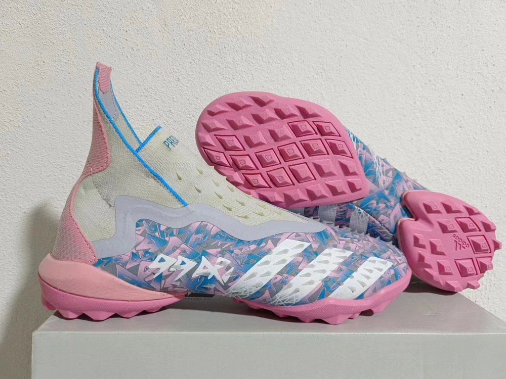 Сороконожки для футбола, 35, светло-розовый - купить по выгодной цене в ...