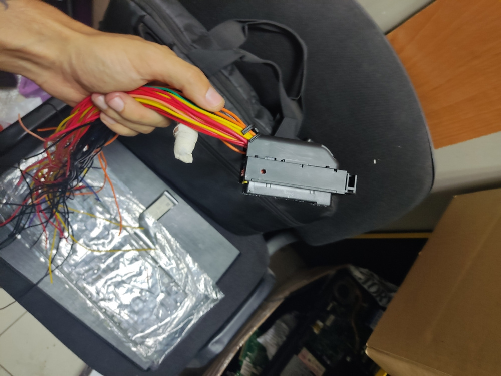 Разъем эбу 81 pin 368376-1, 1J0906385C, Разъем эбу, арт 14047 - купить ...