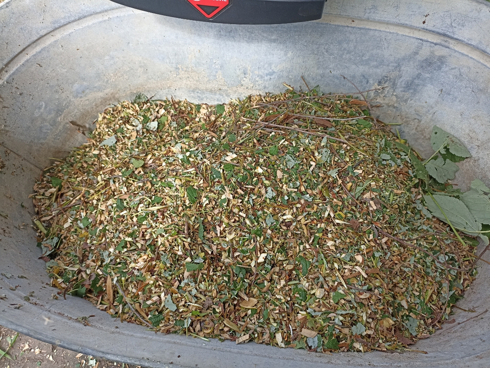 Садовый измельчитель ЗУБР ЗИЭ-40-2300, ЗИЭ-40-2500 купить по выгодной ...